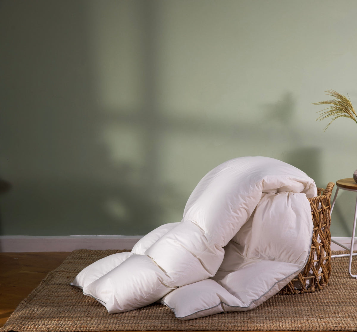 Luxury Hungarian Goose Down and Feather Duvet - Best Duvet – Cuddledown